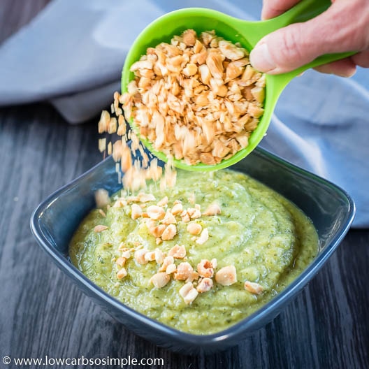 Mashed Zucchini with Peanuts | Low-Carb, So Simple!