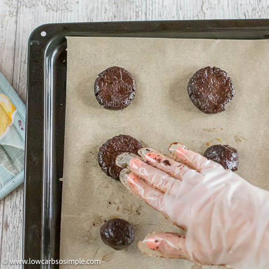 Fudgy Keto Chocolate Pumpkin Spice Cookies | Low-Carb, So Simple!